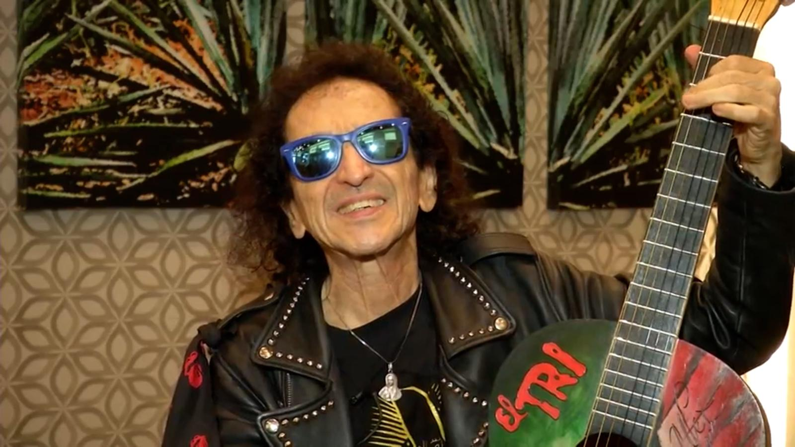 ¡Alex Lora rinde homenaje a Metallica con su propia versión de una de ...
